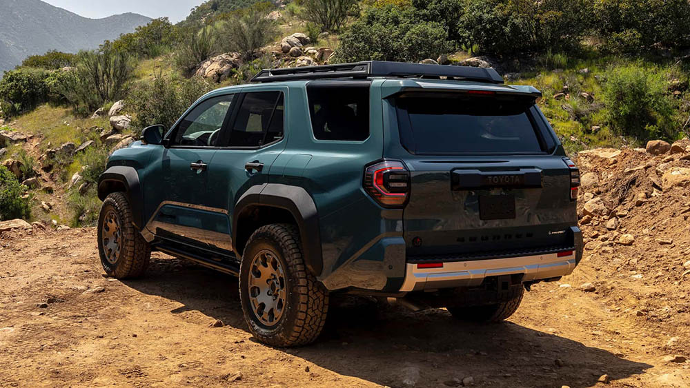 StriveME - بإعادة تصميم جديدة: تويوتا تطلق فور رانر 2025